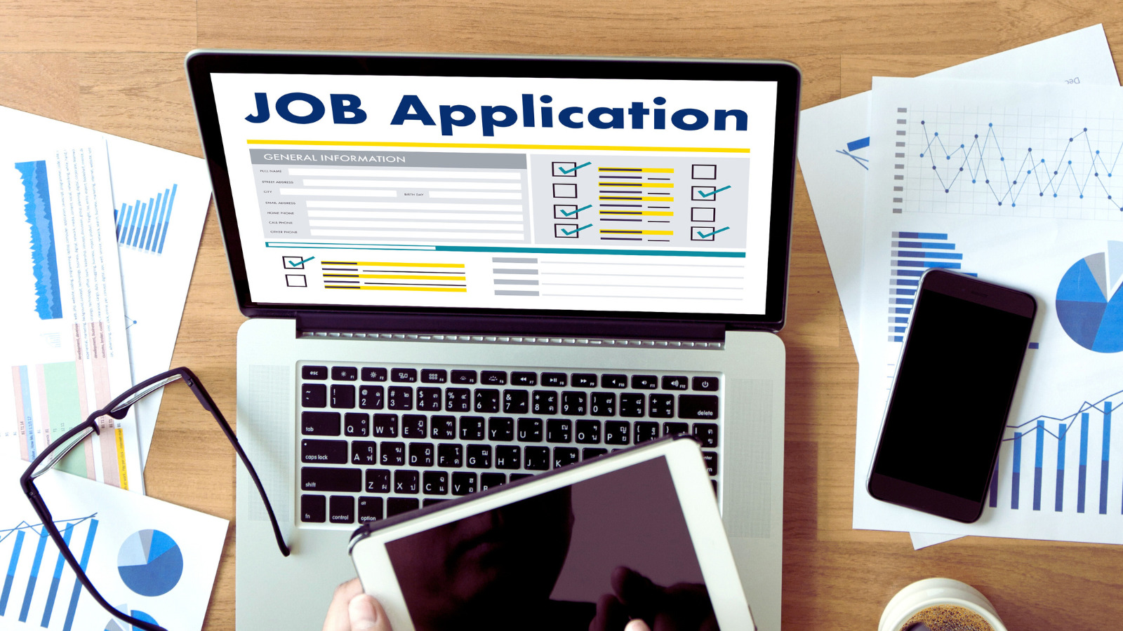 An Insider’s Guide to Smart Job Applications - Arthur Edward Associates
